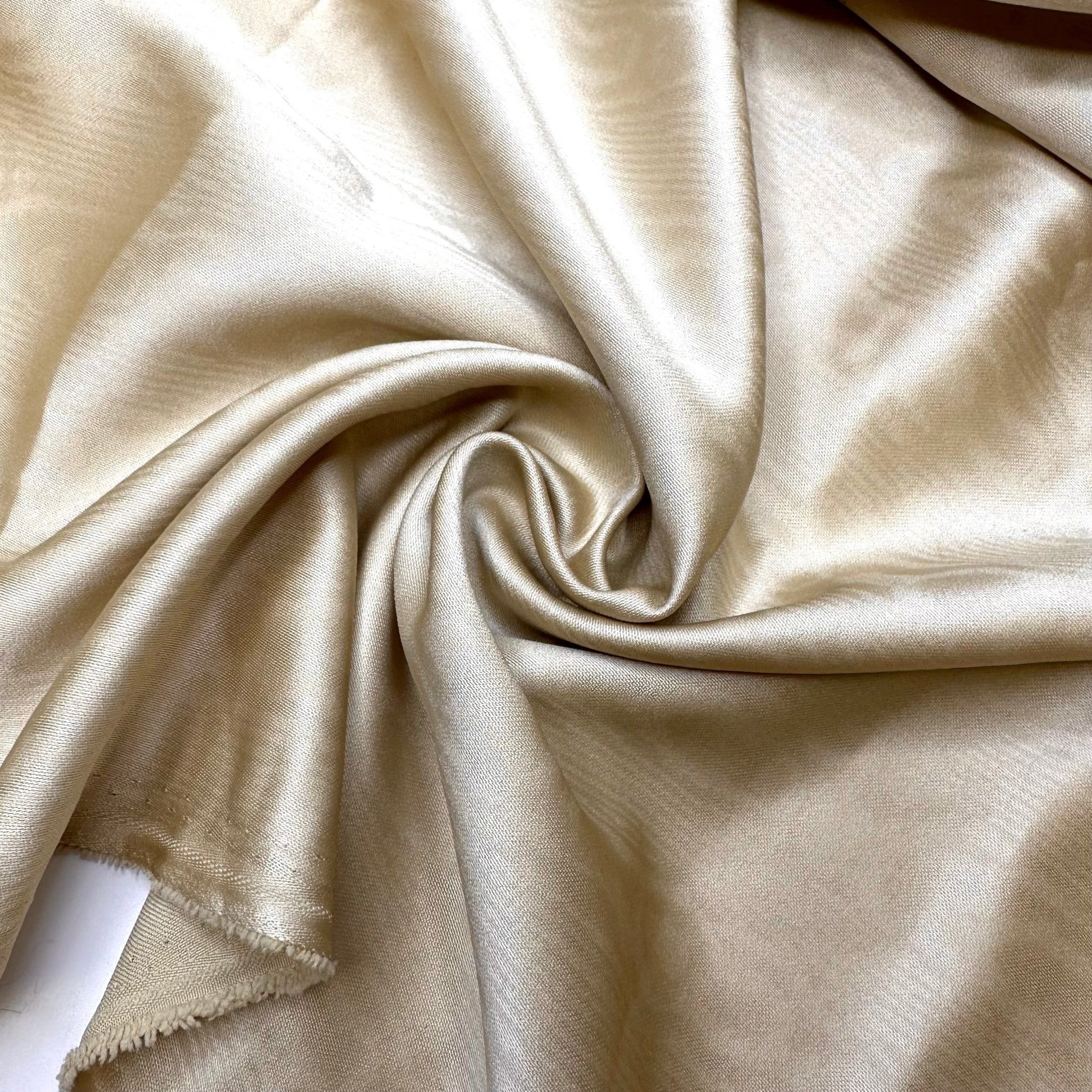 champagne-goals-sateen-poly-woven-champagne-moire-2m-bundle-true ...