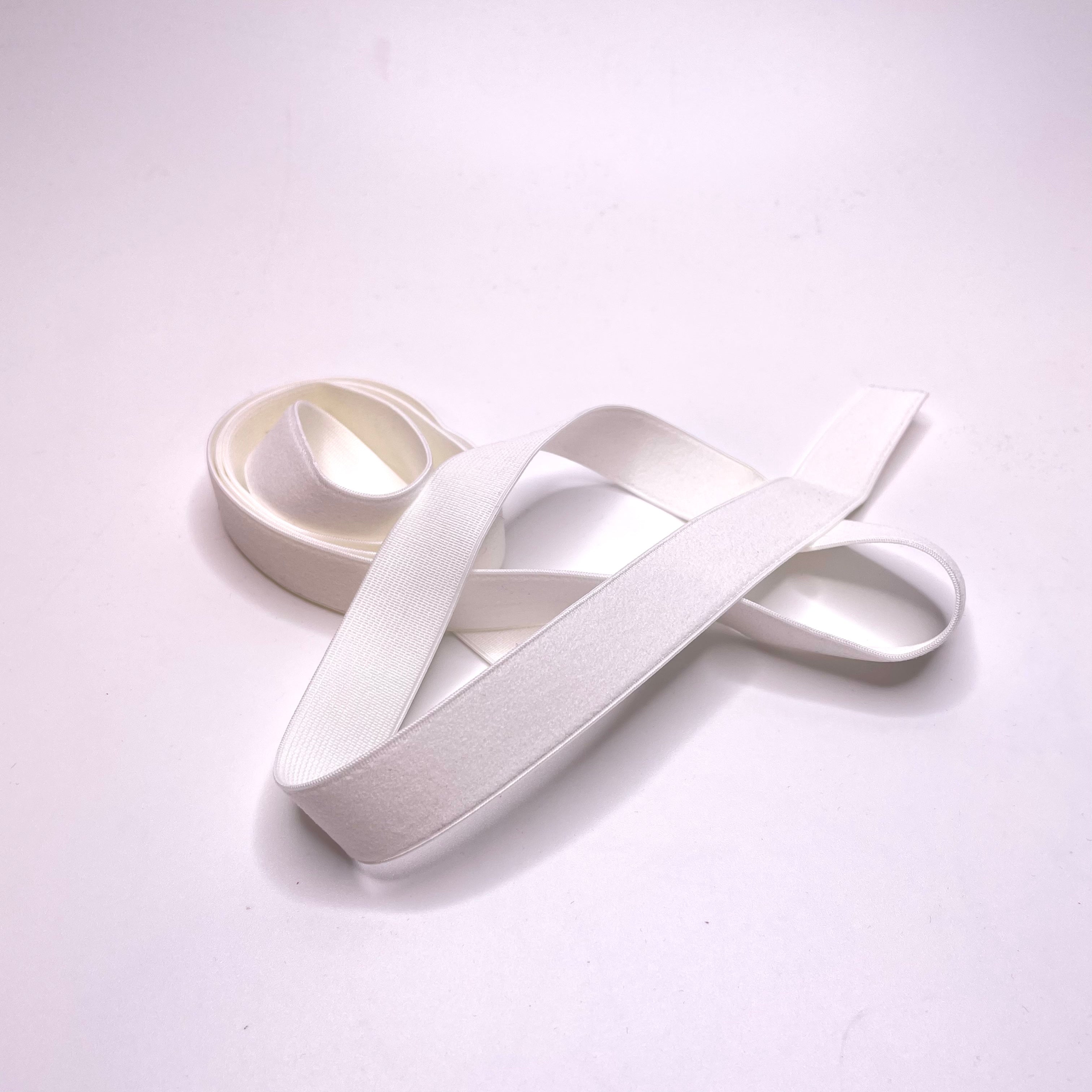 ¾" Plush-Back Elastic - Off White - 1M | FABCYCLE